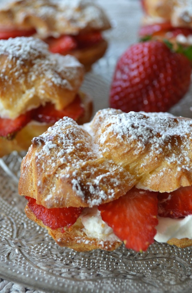 Choux fraises et chantilly – Cookerei by Salomé